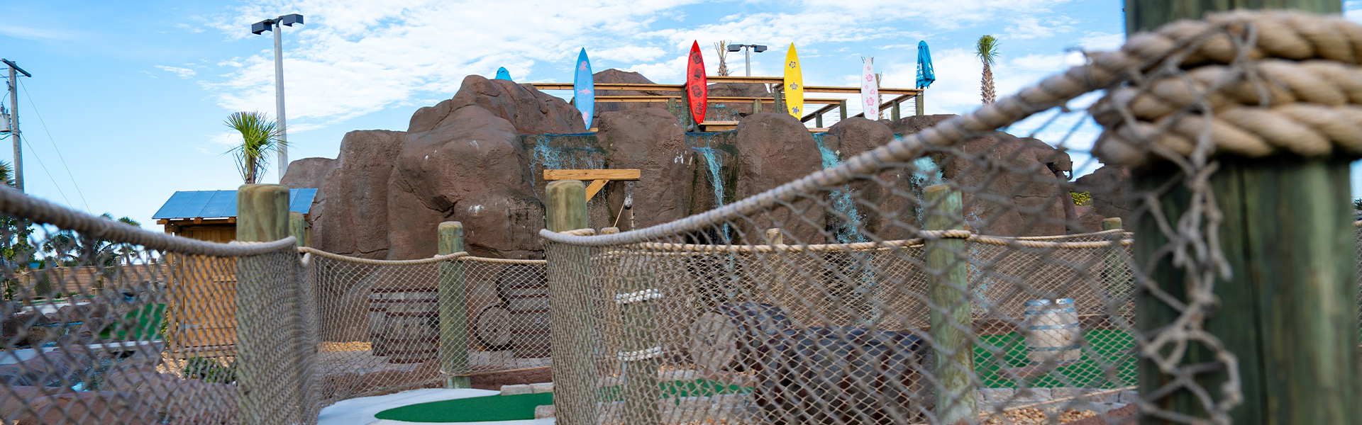 Mini Golf Coupons / Specials - Family Fun Mini Golf Course